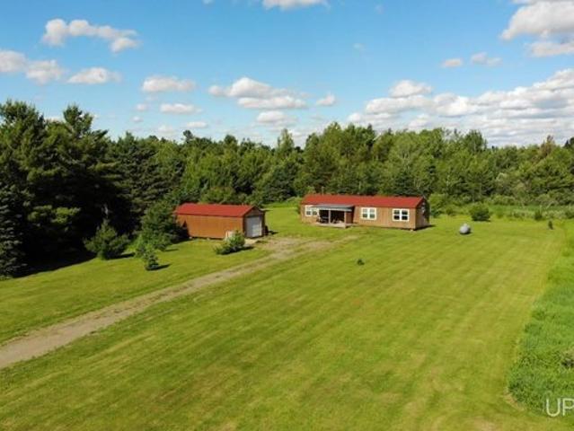 4990 Ffh 16 Hwy, Kenton, MI 49967