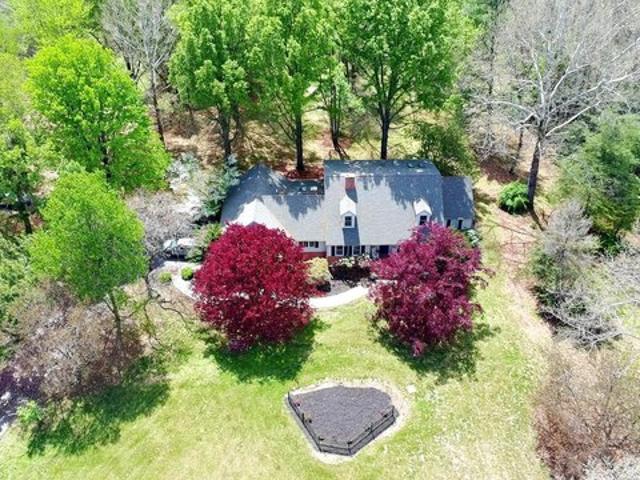 4992 Scrabble Rd, Shepherdstown, WV 25443