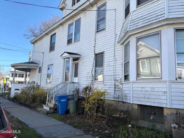 499 Delaware Ave, Albany, NY 12209 | MLS #202614 | Compass