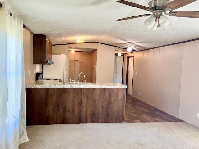499 Keystone Ln