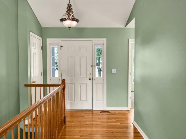 499 Kensington Court