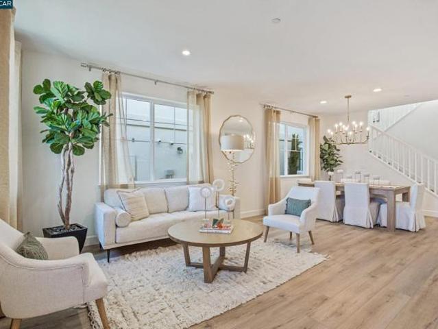 499 Havenhill Rd, Fairfield, CA 94534