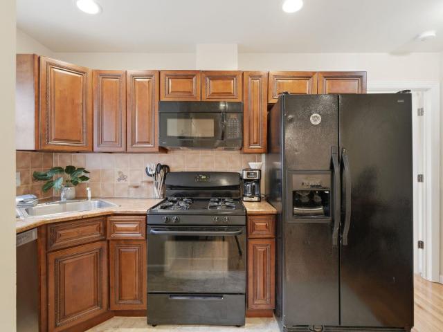 499 Ocean Ave # 2