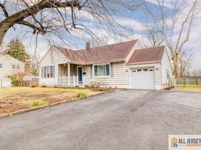 499 Old Stage Rd, Spotswood, NJ 08884