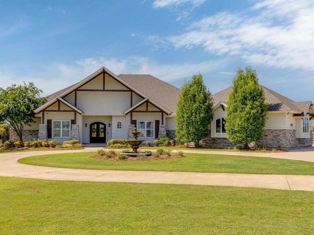 499 Lonewa Rd, Monroe, LA 71203