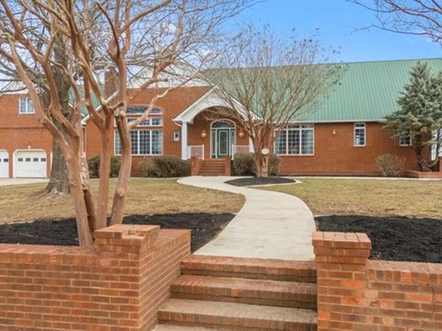 499 Mount Herman Rd, Shelbyville, TN 37160