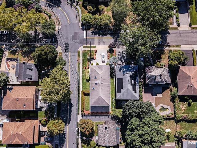 499 Morse Ave, Ridgefield, NJ 07657 | MLS #25033 | Compass
