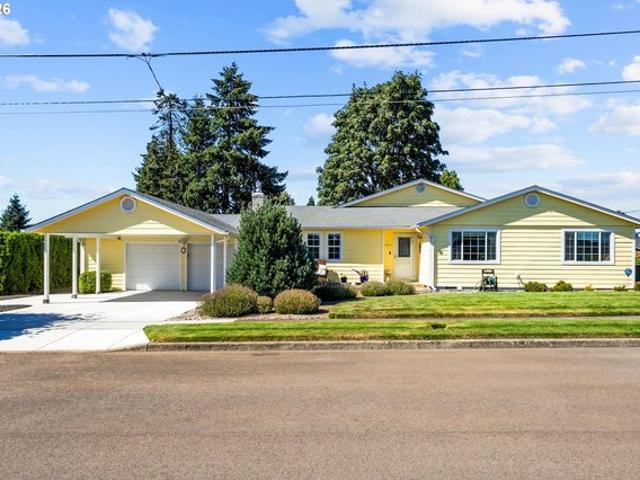 499 NE Cherry St, Sublimity, OR 97385