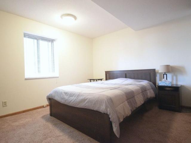 499 Snelling Ave S 1 Bedroom Apartment for Rent at 499 Snelling Ave S, St. Paul, MN 55116 Highland