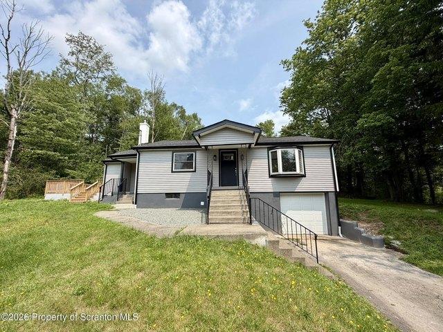 499 State Route 106, Greenfield Township, PA 18407