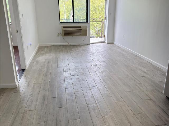 49 10 th Street, Unit 3A