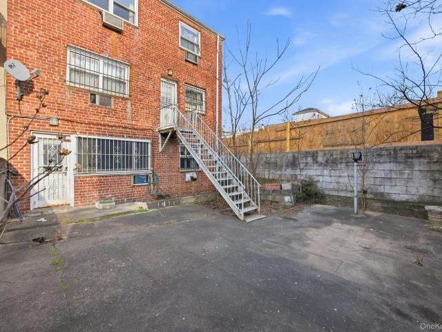 49 12 th Street | Compass