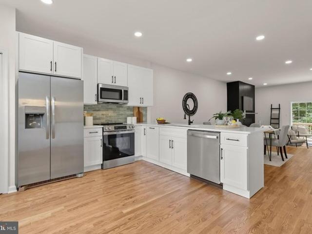 49 Tenby Ct, Lutherville Timonium, MD 21093