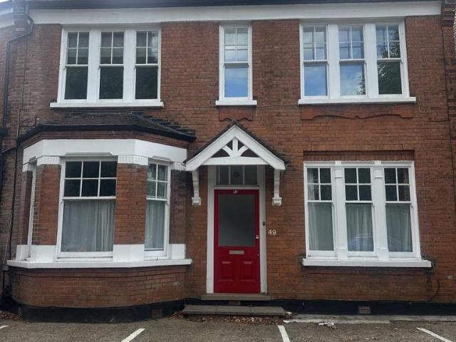 49 The Grove, Finchley Central 1 bed flat to rent £1,675 pcm £387 pw