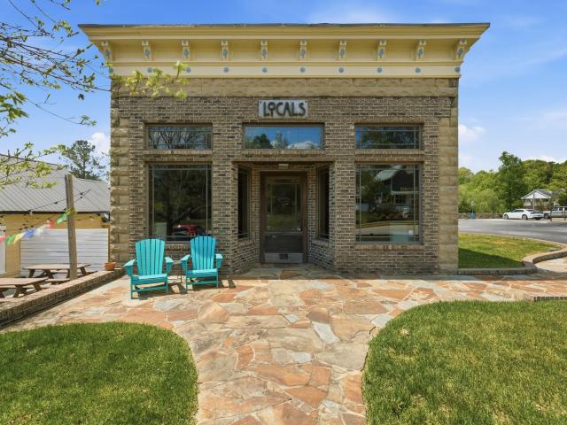 49 University Ave, Sewanee, TN 37375 | MLS #3179 | Compass