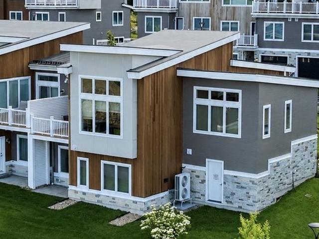 49 Vantagepoint Dr Unit 1, Laconia, NH 03246