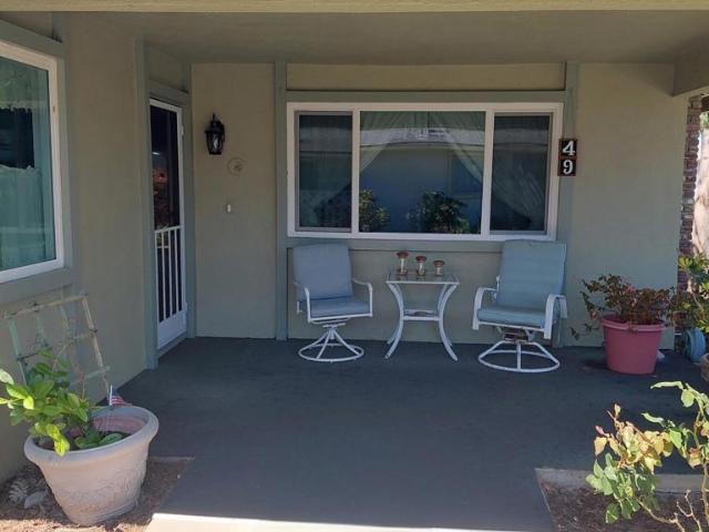 49 W Elfin Green