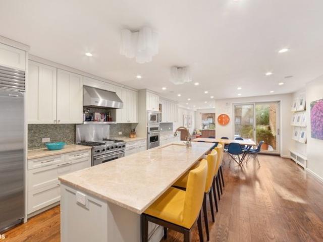 49 W 95th St, Manhattan, NY 10025