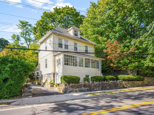 49 Weaver St, Larchmont, NY 10538 | MLS #975665 | Compass