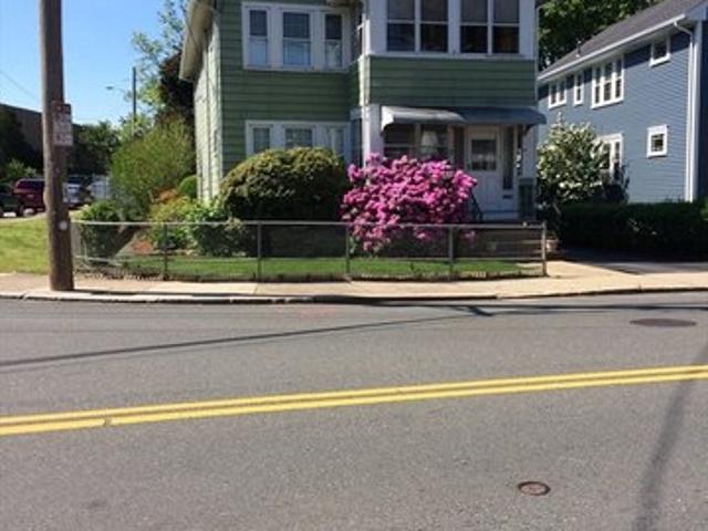 49 Webster St, Medford, MA 02155