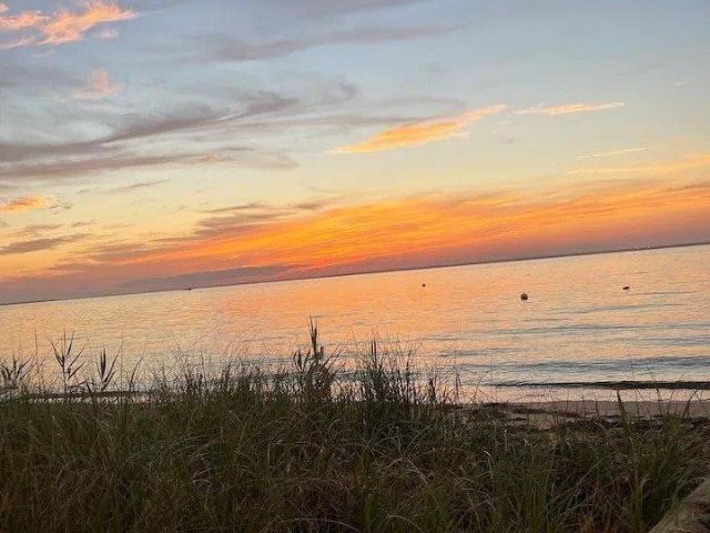 49 Bayview Ave, Ocean Beach, NY 11770 | MLS #L3450