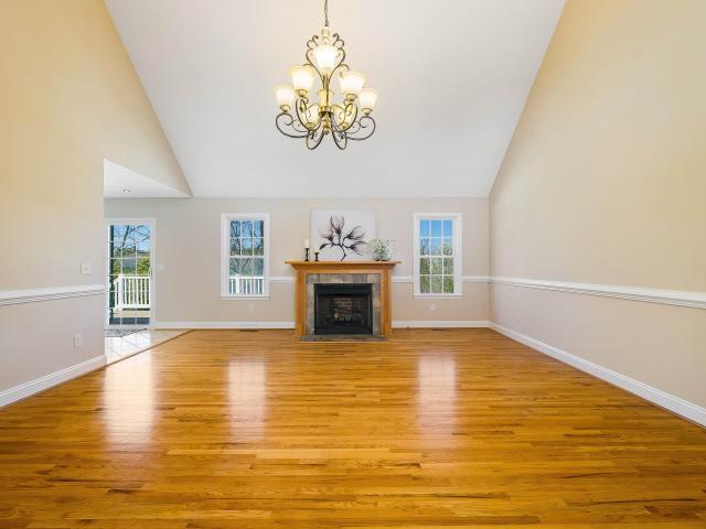 49 Bowmans Run Dr, Stuarts Draft, VA 24477 | MLS #677357