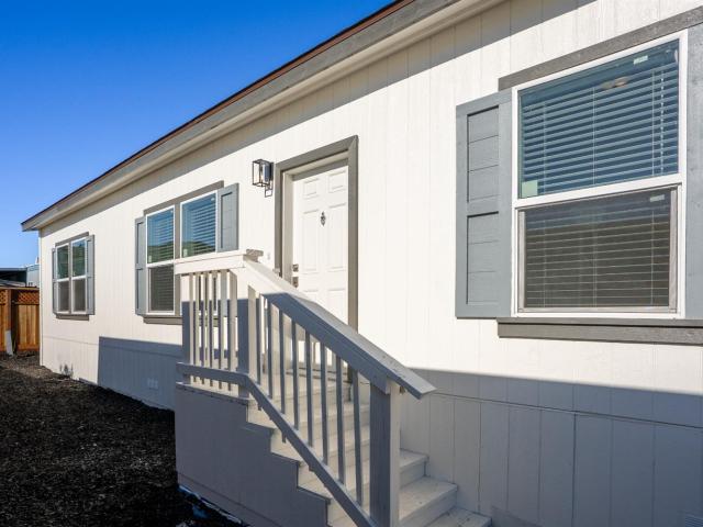 49 Blanca Ln, Unit 32, Watsonville, CA 95076 | MLS #226028 | Compass