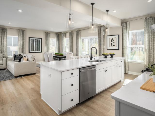 49 Bluebell St, Sanford, NC 27330 | MLS #10154