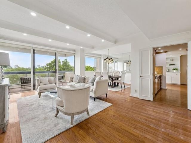 49 Briar Hollow Ln Unit 504, Houston, TX 77027