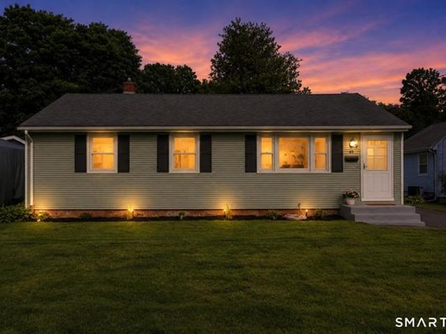 49 Briar Ln, Southington, CT 06489