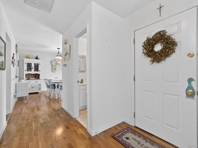 49 Candlestick Court
