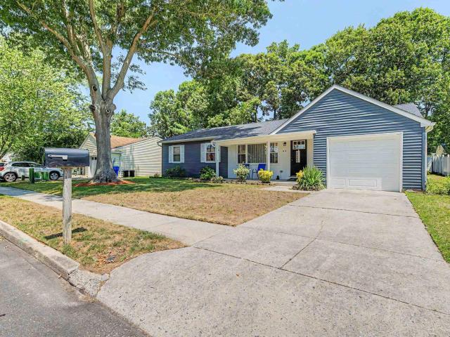 49 Chapman Blvd