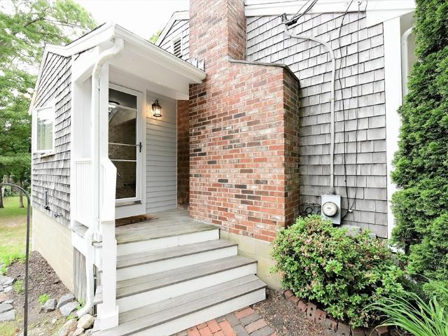 49 Chase Rd