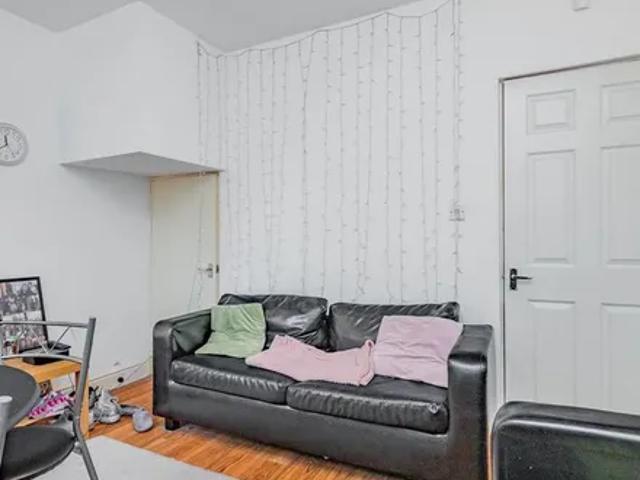 49 Dawlish Road, Metchley, B29 7AF, United Kingdom | 4 bed house for rent #133648920 | Rentberry