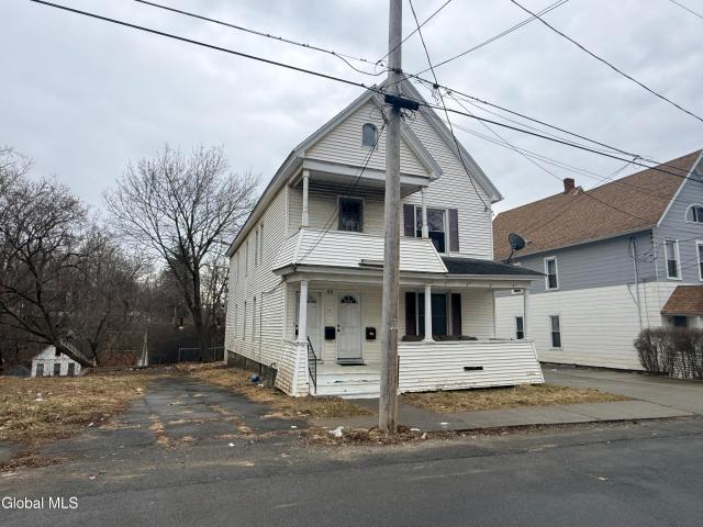 49 Elizabeth St, Unit 2, Amsterdam, NY 12010 | MLS #202614 | Compass