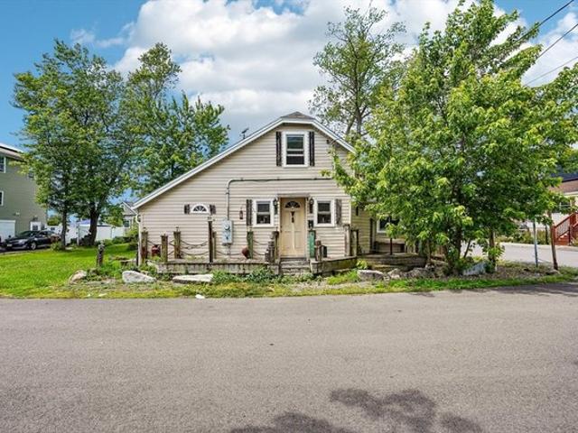 49 Ellerton St, Revere, MA 02151
