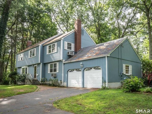 49 Farmstead Ln, Simsbury, CT 06092