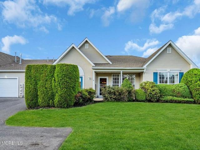 49 Foxwood Rd, Lakewood, NJ 08701