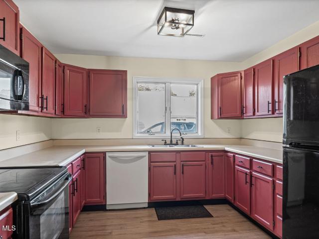 49 Gilbert Street # APT 2D