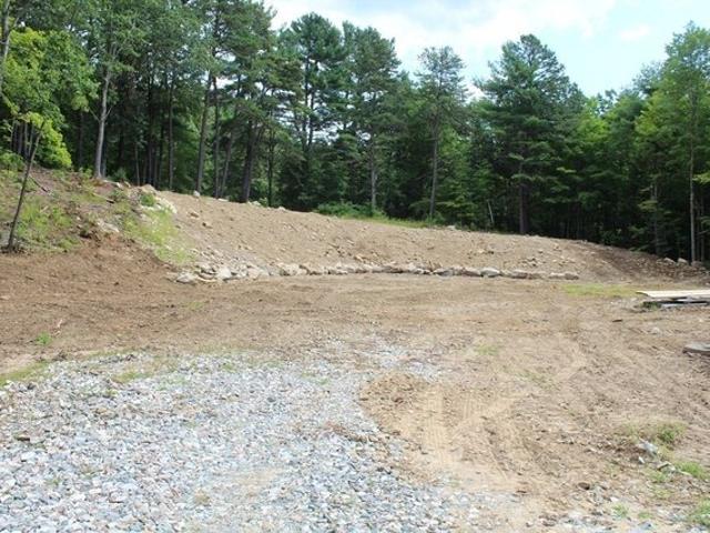 49 Gilbertville Rd, Ware, MA 01082
