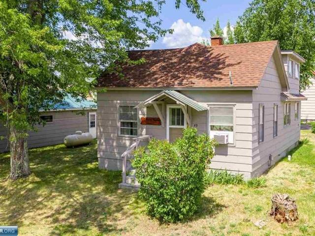 49 Gordon St, Soudan, MN 55782