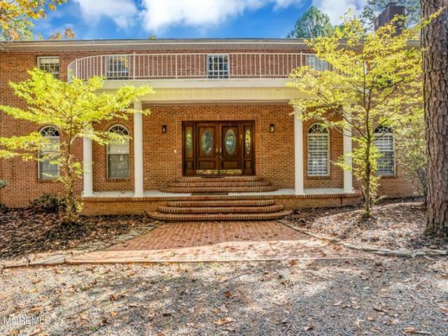 49 Grand Blvd, Jackson, NJ 08527