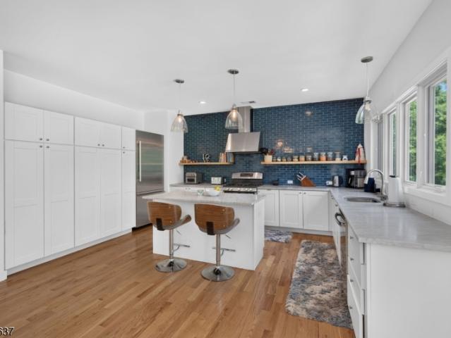 49 Haggerty Dr