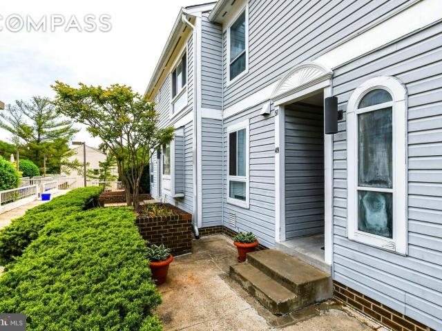 49 Hawthorne Ct NE, Washington, DC