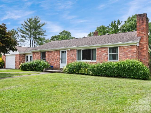 49 Hickory Tree Road