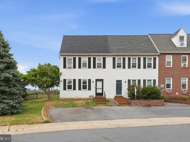 49 Hilldale Dr, Ephrata, PA 17522