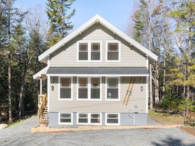 49 Joans Rdg, West Dover, VT 05356