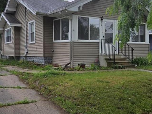 49 Kingman Ave W, Battle Creek, MI 49014