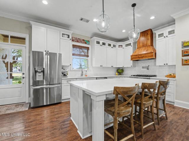 49 Lancair Drive