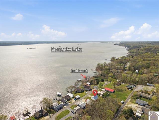 49 Lakeshore Drive